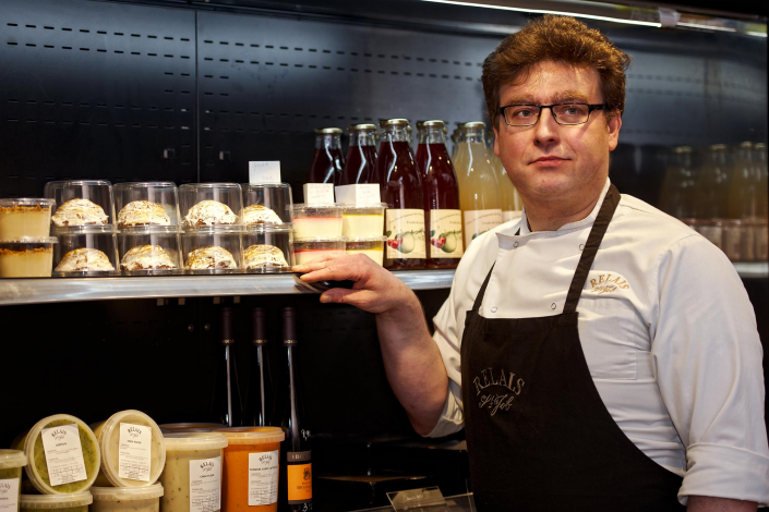 Traiteur Uccle - Place Saint-Job - Relais Saint-Job